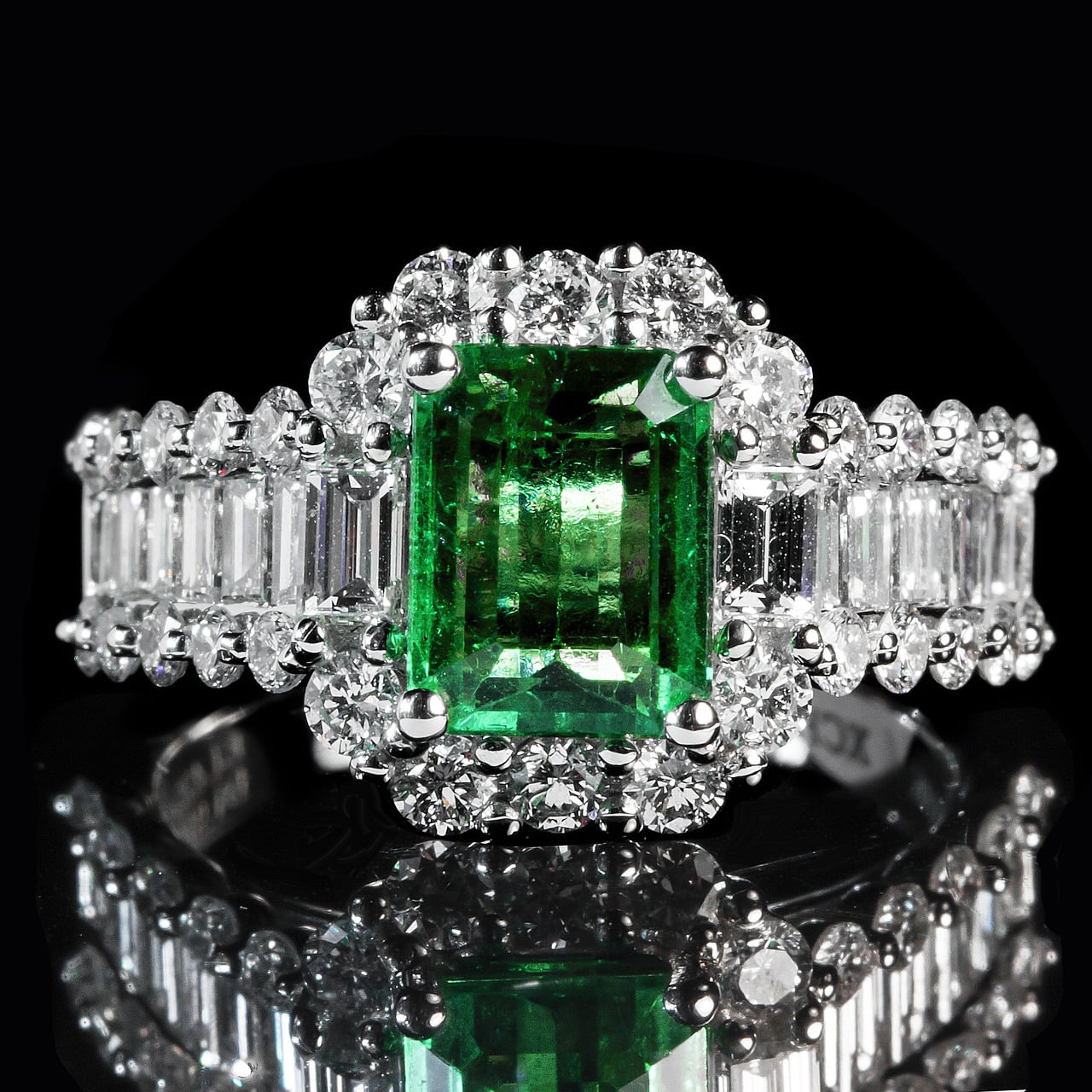 What's The Biggest Emerald Ever Found? - Maura Gems And Jewellery
